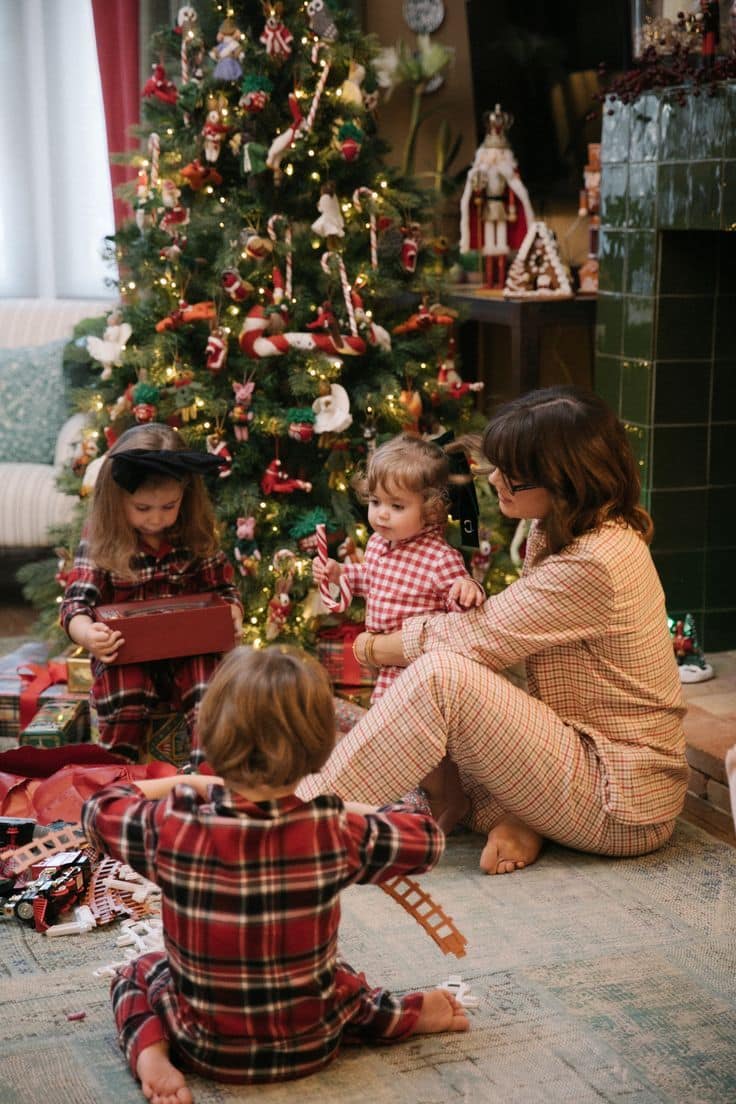 Festive Family Fun: Christmas Traditions for Togetherness