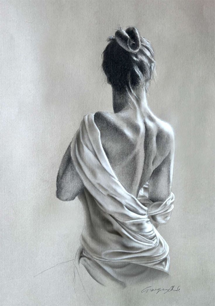 Drawing a Female Figure: Essential Techniques for Artists