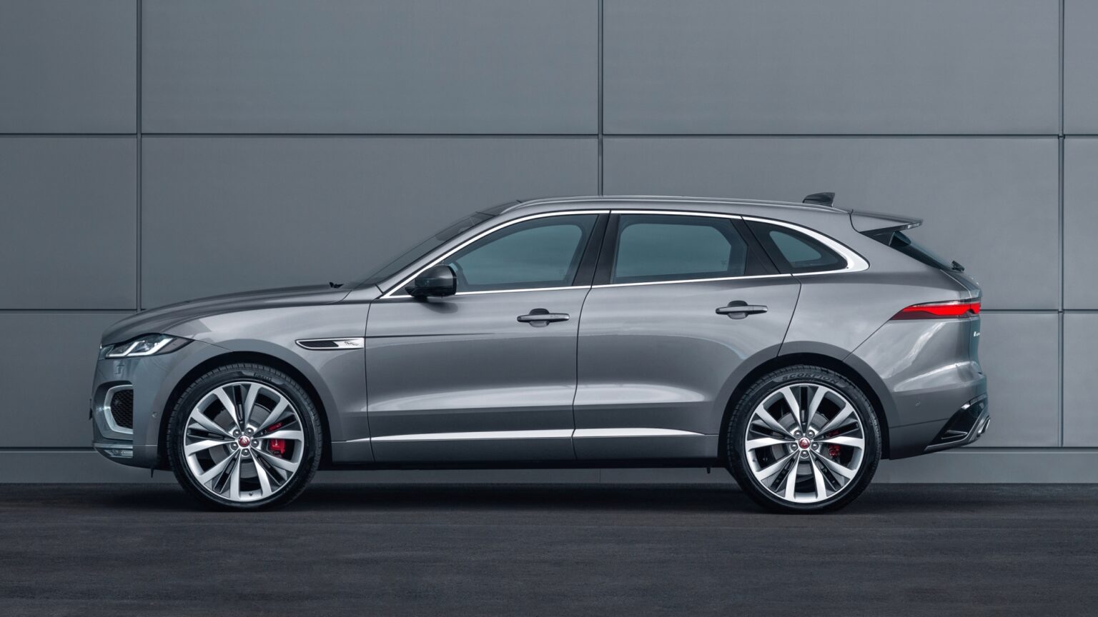 History of Jaguar Cars: Iconic Evolution of a Luxury Brand