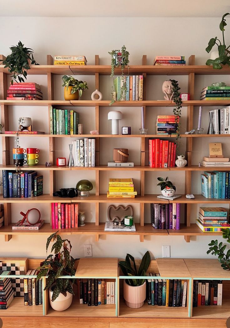 DIY Bookshelf: Easy Steps to Create Your Own Custom Design