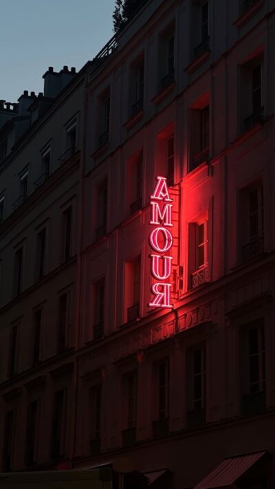 Red Aesthetic Wallpaper iPhone: 28 Stunning Backgrounds Free