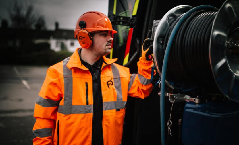 Warning Signs of a Clogged Drain: Early Indicators & Risks