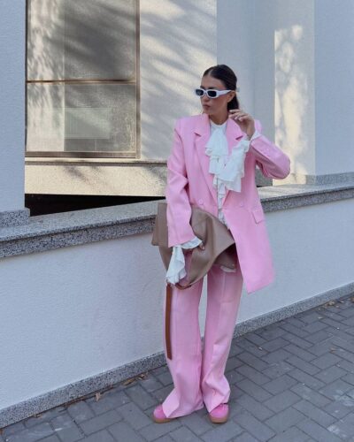 How to Rock Pink Marshmallow Pantone Style for Your Outfits