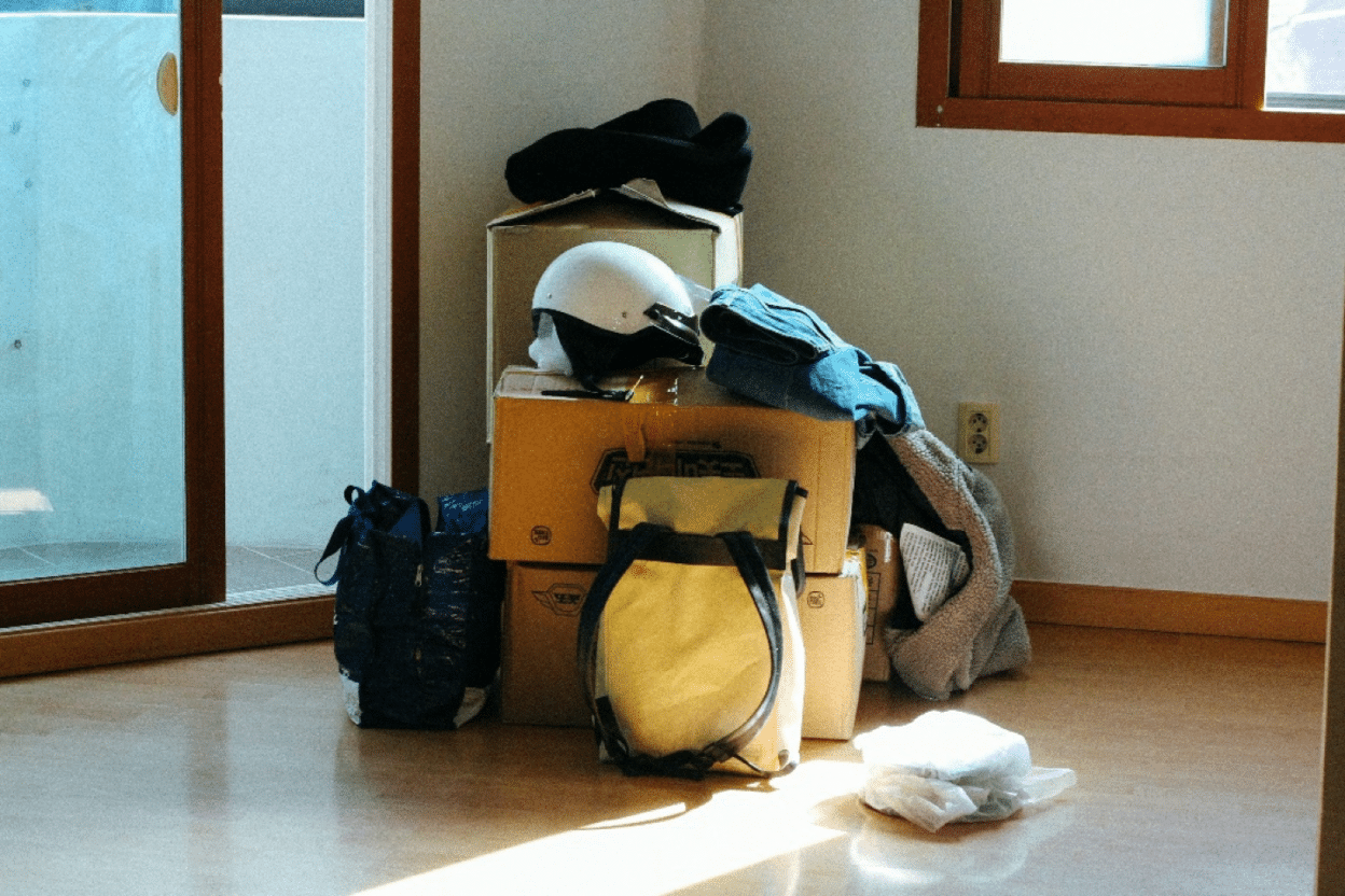 Navigating the Emotional Rollercoaster of Relocation