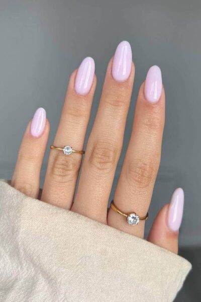 Chic and Simple: 10 Rounded Nail Designs to Try