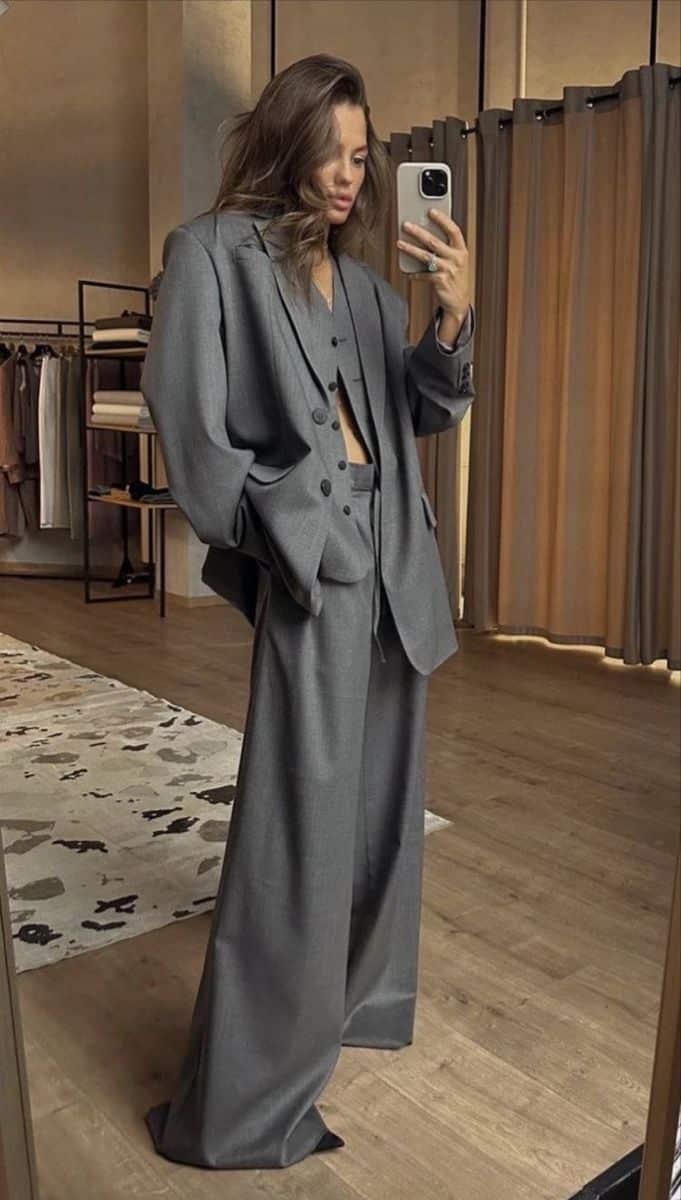 Gray Pantone Style Outfits for Effortless Modern Wardrobes