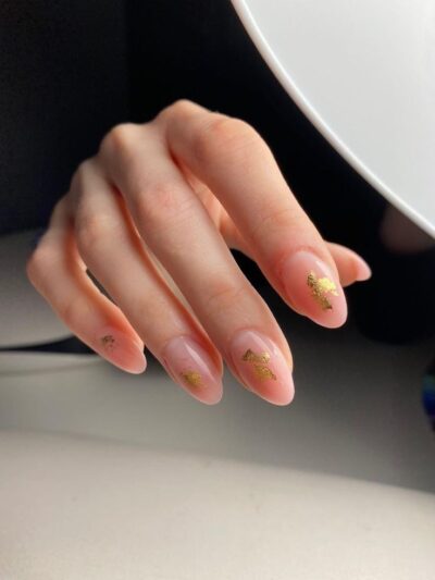 Chic and Simple: 10 Rounded Nail Designs to Try
