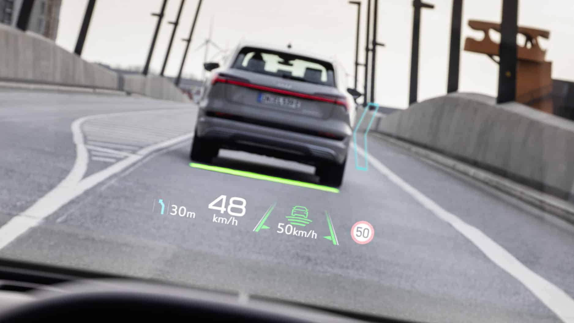 HUD Display Technology Advancements in Modern Vehicles