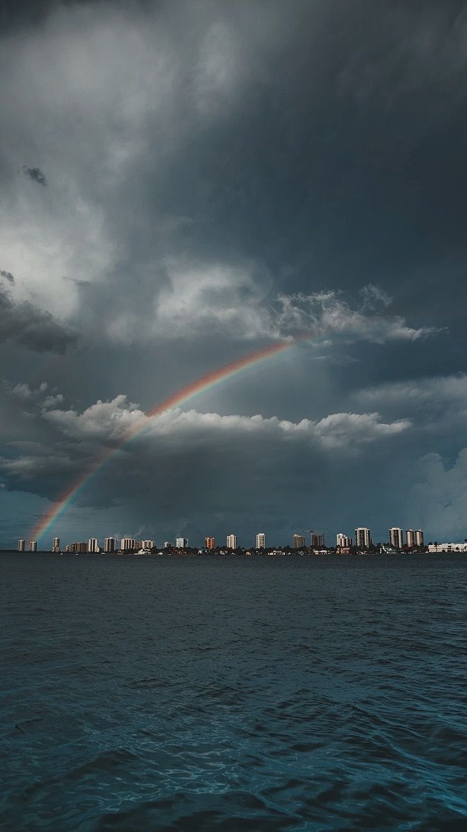 The Best Wallpapers for Different Weather Conditions