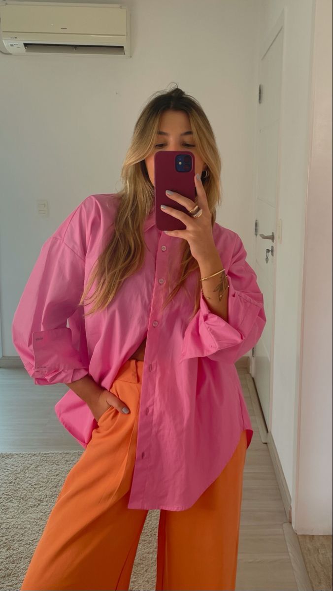 Transform Your Wardrobe with Effective Color Combinations