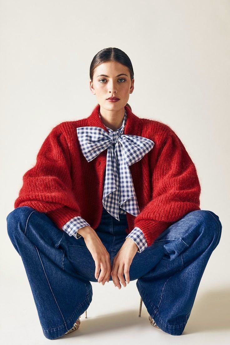 Master Holiday Fashion: Simple Tips for a Festive Look