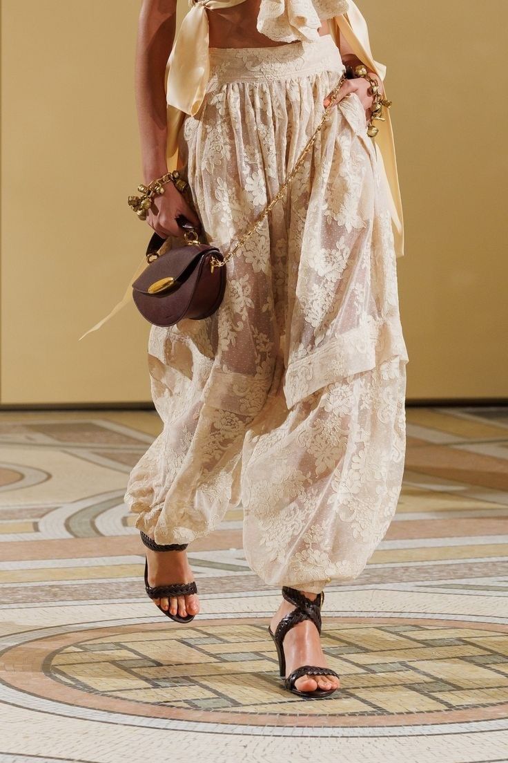 Bohemian Style Looks: Effortless Outfits for Every Season