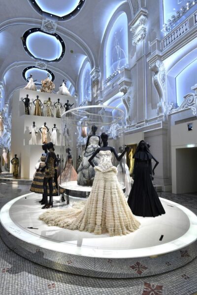 Unveiling the Legacy of Dior’s Revolutionary New Look