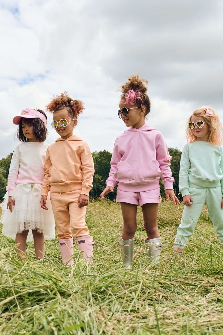 Pastel Outfit Ideas: 2026 Guide (40+ Looks)