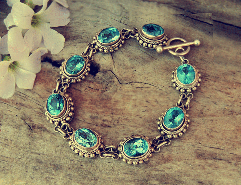 Why Choose Vintage Jewellery? Discover Timeless Styles