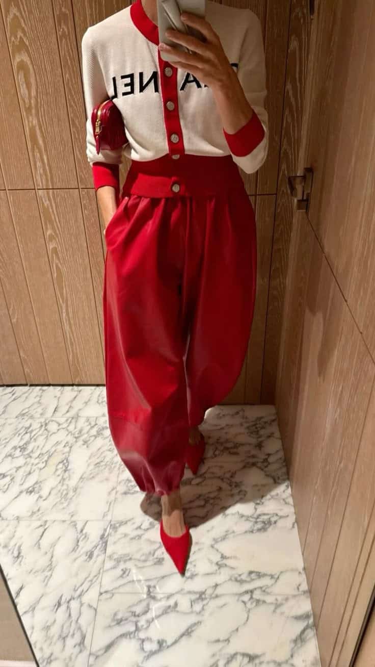 Master Holiday Fashion: Simple Tips for a Festive Look