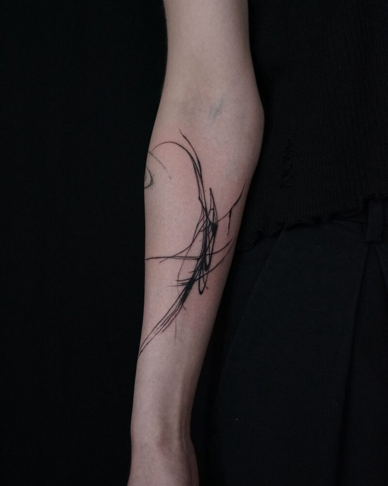 Complete Guide to Tattoo Outlines: From Design to Aftercare