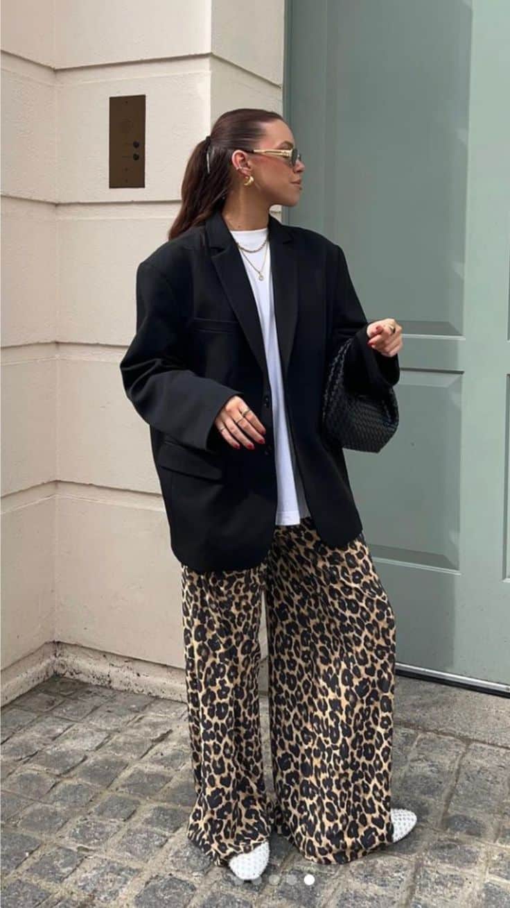The Ultimate Elegance Guide to Wearing Oversized Clothes