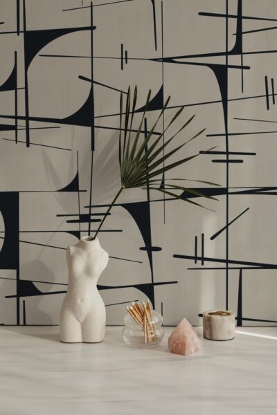How to Use Bold Wallpaper to Create Eye-Catching Spaces
