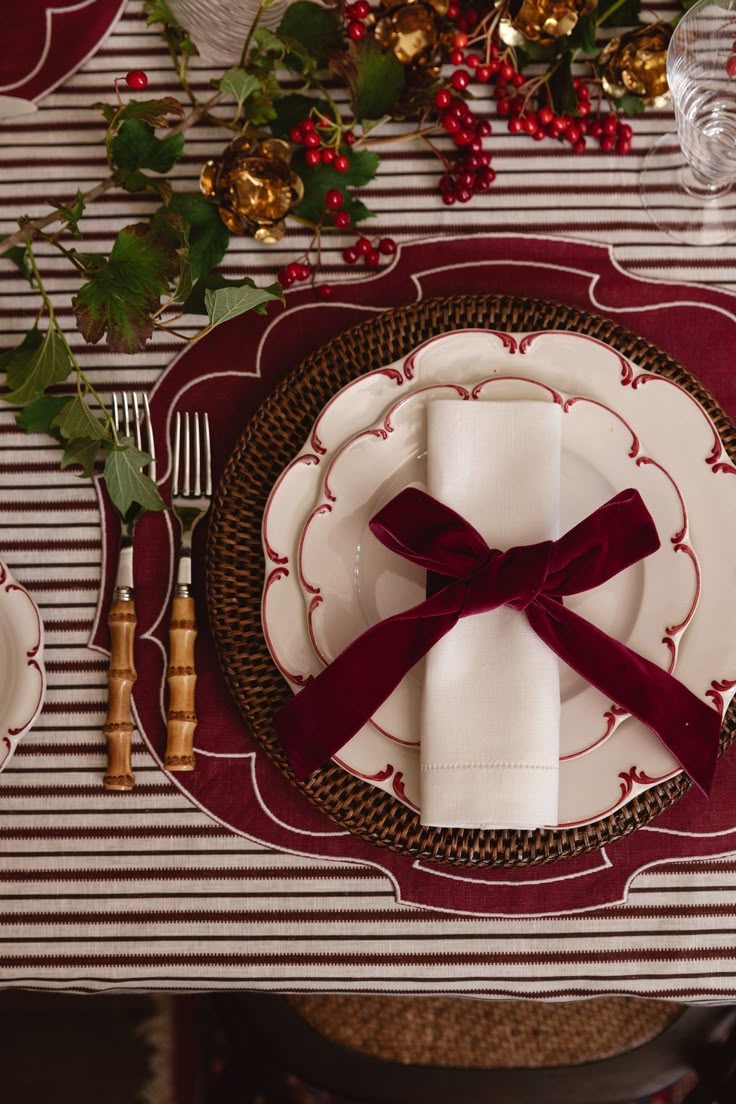 Dazzling Xmas Party Decorations: Festive Fun Awaits!