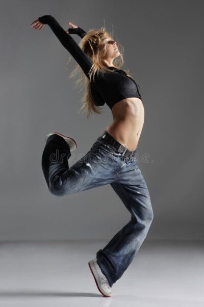 Unlock the Secrets to Drawing Dynamic Jumping Poses
