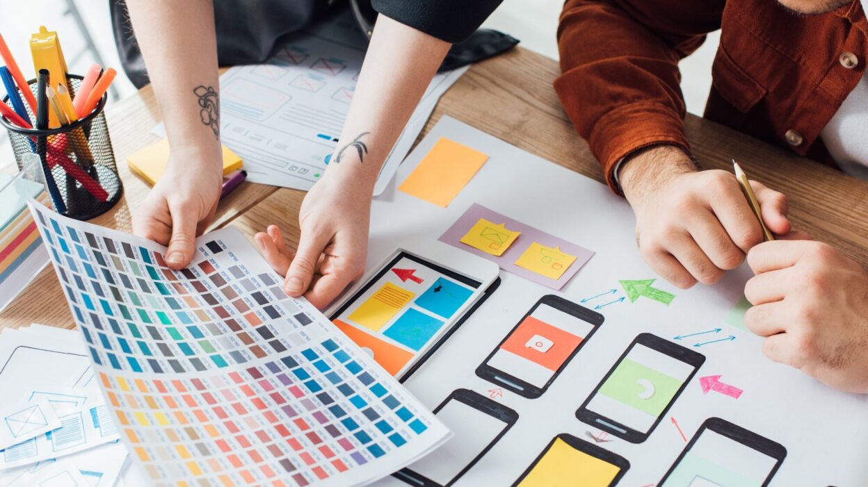 Master the skills and tools for thriving in UI/UX design