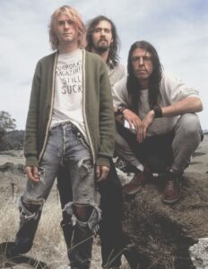 Master 90s Grunge Style with Friendly, Easy Tips